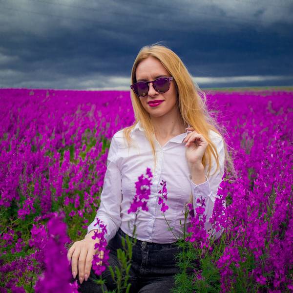 Nikki Riddle (@nikki.ridlle) | Photos & Videos on Glamino